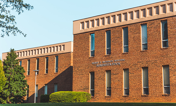 Spartans: Complete your FAFSA by Dec. 1 | UNC Greensboro