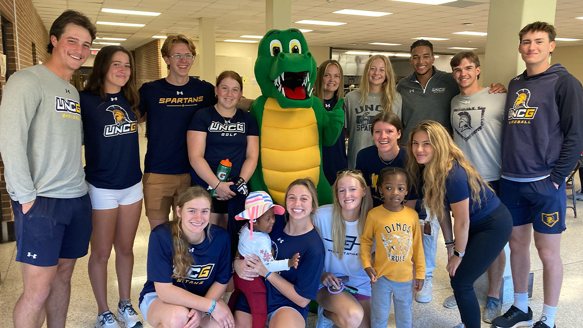 UNCG Student-Athletes Give Back At Gateway | UNC Greensboro
