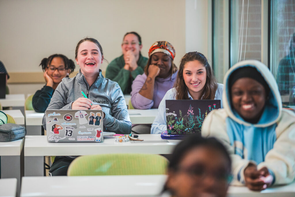 5 Perks of a UNCG Degree That Maximize Lifelong Earnings | UNC Greensboro